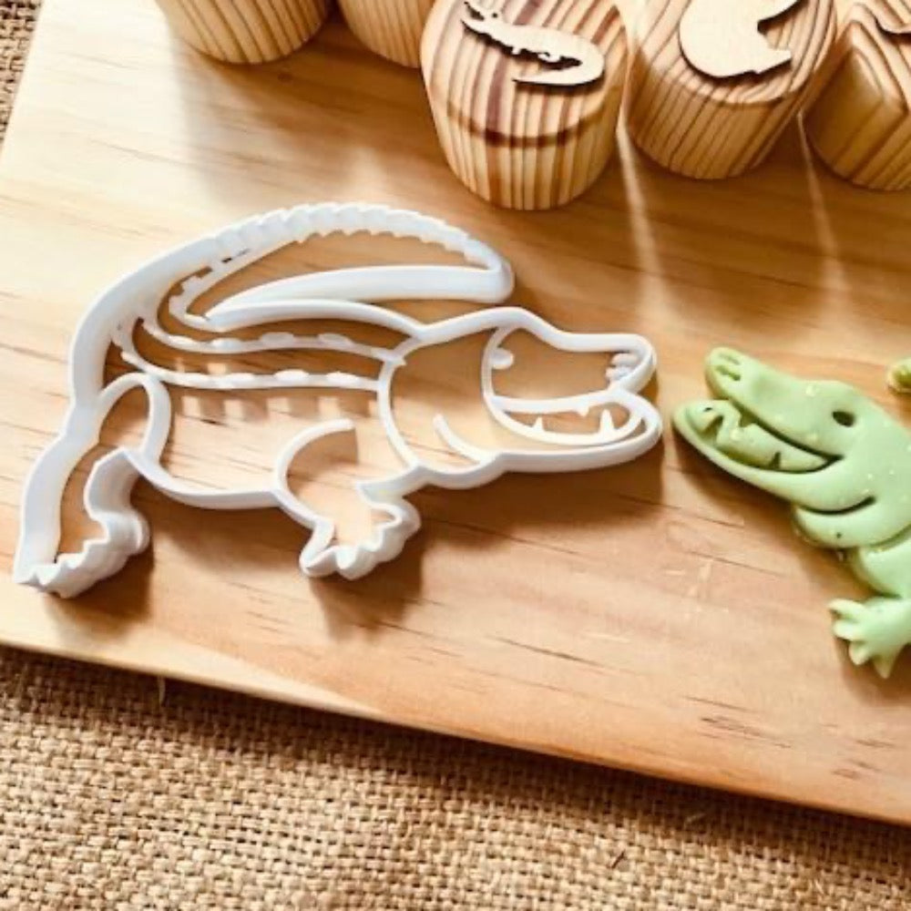 BEADIEBUG CROCODILE BIO CUTTER - Tolly Toys